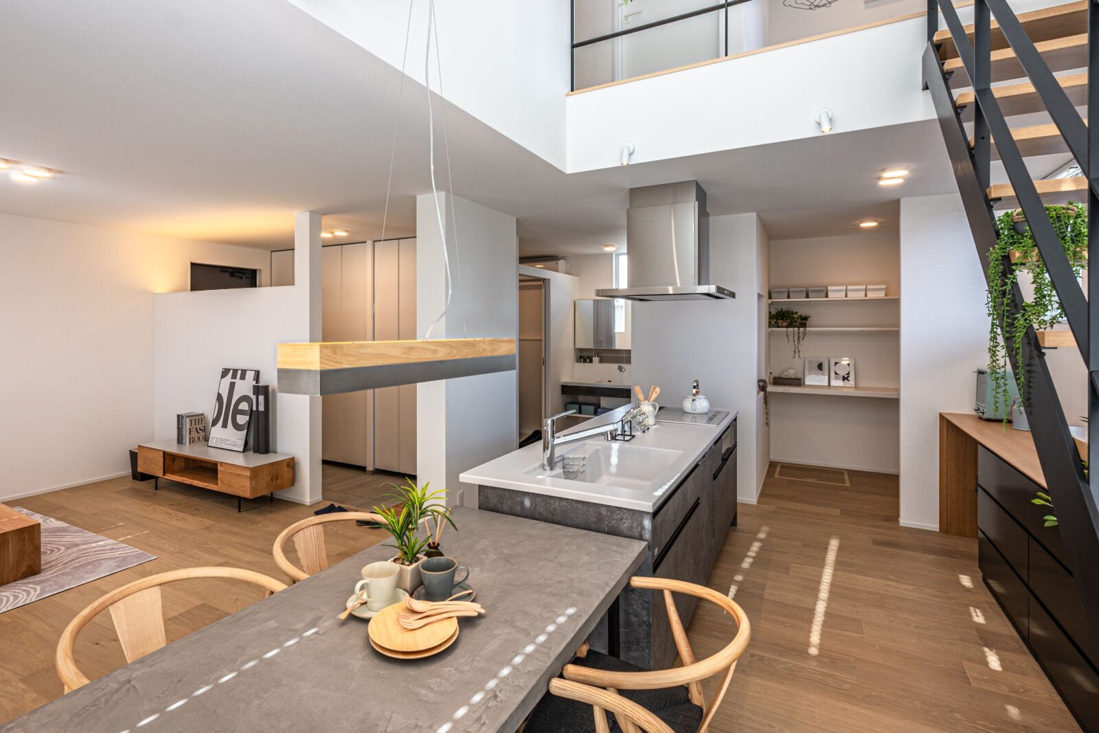 【コラム】引き戸がなぜ人気？家づくりに引き戸を採用する際のポイント4つ！ | ひかわ工務店